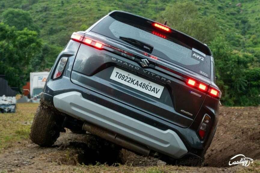 Maruti Grand Vitara vs Rivals: Price, Features & Specs Compared