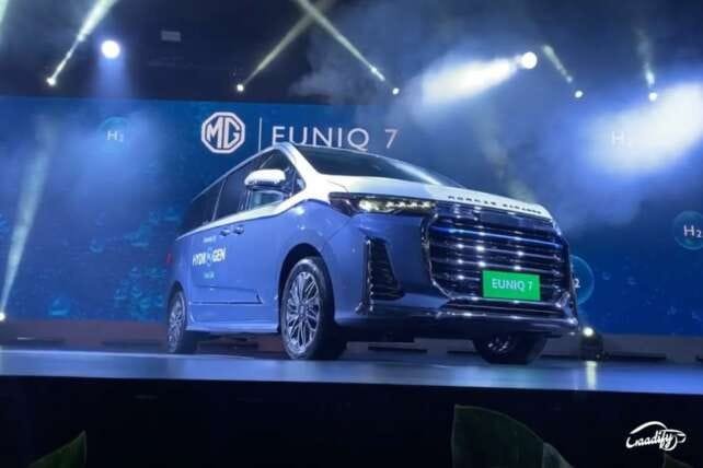 Hydrogen-Powered MG Euniq 7 FCEV Displayed At Auto Expo