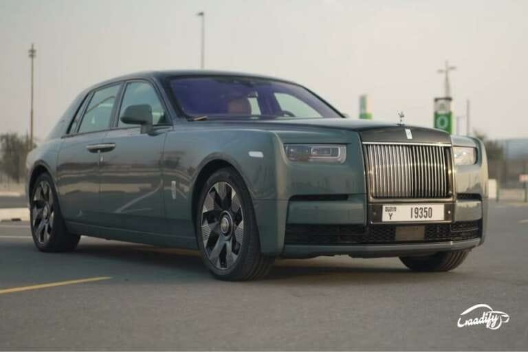 Rolls Royce Phantom VIII - How Does This Epitome of Luxury Feel To Drive?
