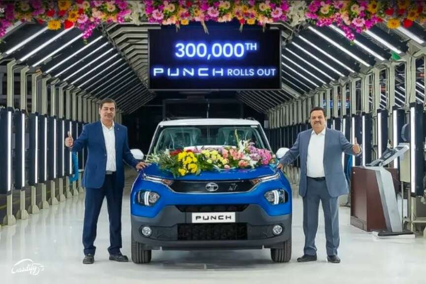 Tata Rolls Out 3,00,000th Unit of Punch SUV - GaadiFy