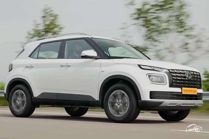 Hyundai Launches Wired-to-Wireless Smartphone Connectivity for More Models