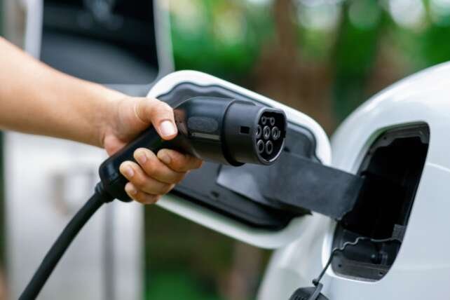 Gujarat Government Lowered EV Road Tax To 1% Till March 2026 - GaadiFy